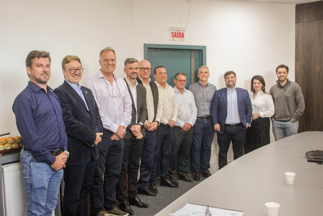 Grupo EZOS recebe autoridades para tratar do futuro da [...] - Grupo Ezos